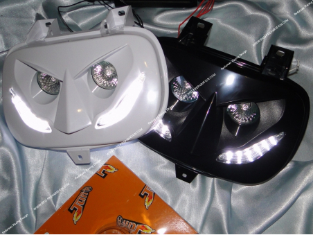 Máscara delantera doble óptica TUN'R R8 con iluminación/luces diurnas ...