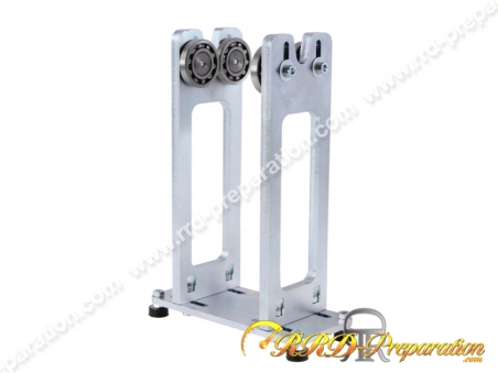 Vilebrequin metrological test bench tool (concentricity, false circles ...